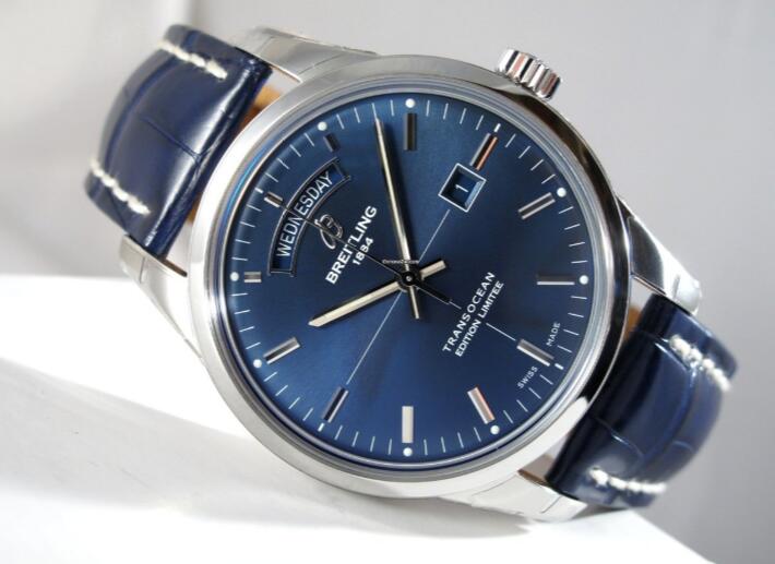 This high-quality Breitling replica watch is 1: 1 replica with a ...